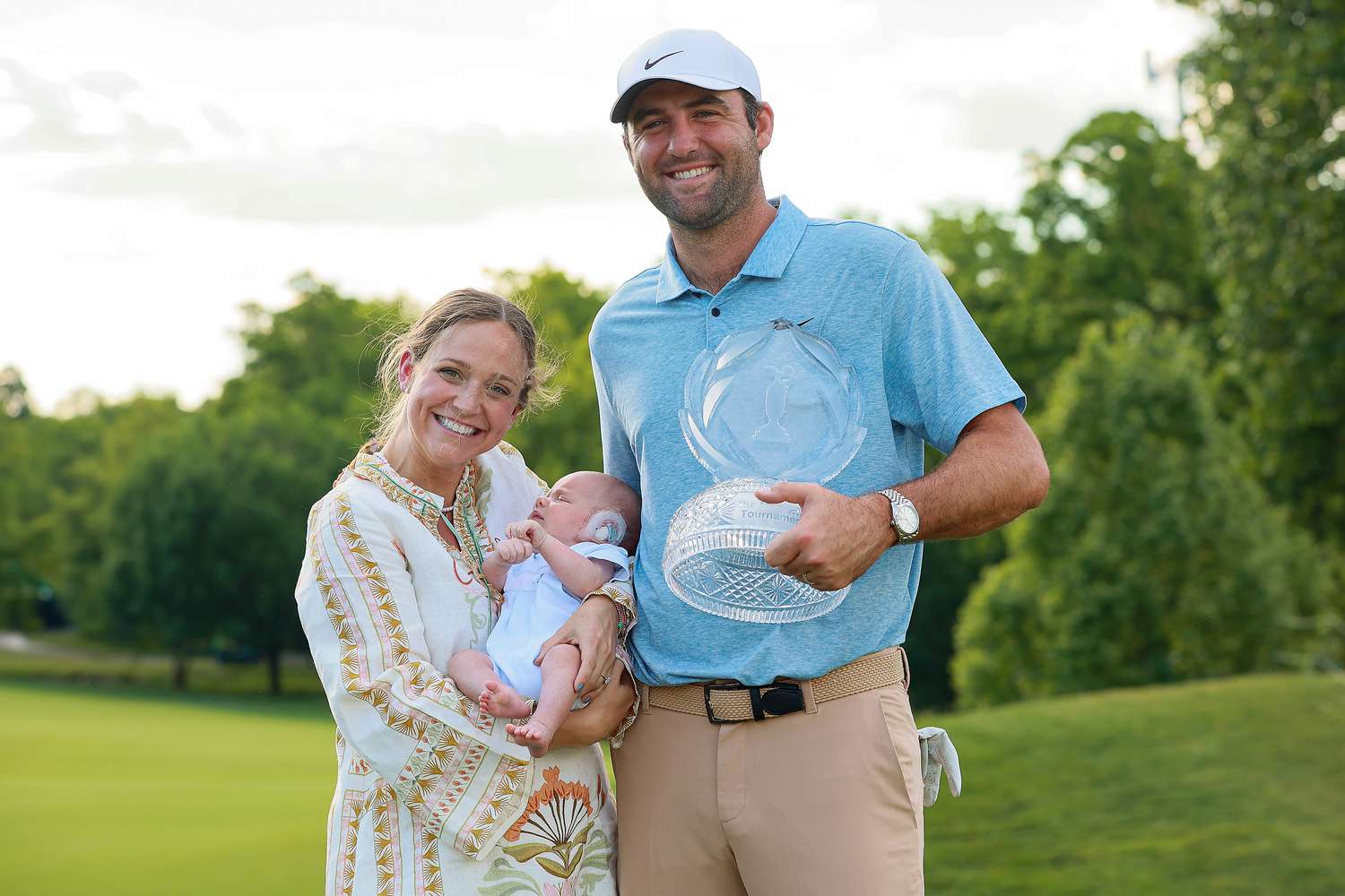 Meredith Scheffler, wife of the world’s No.1 golfer, broke down in ...