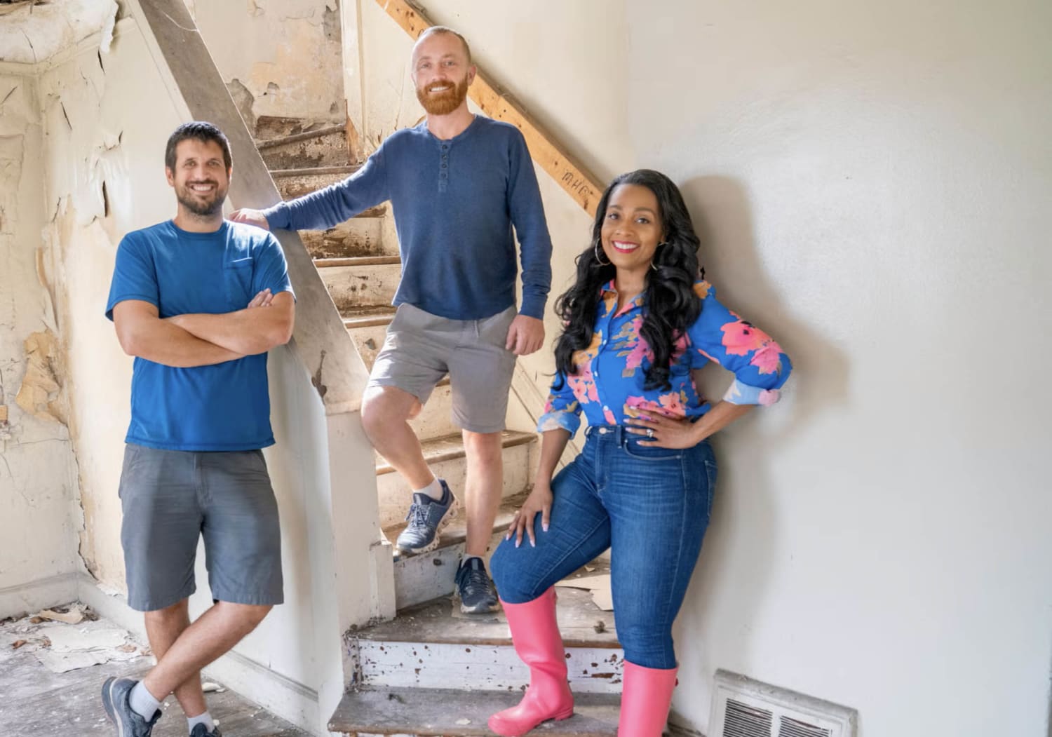 HGTV has officially announced the return of Bargain Block to the ...