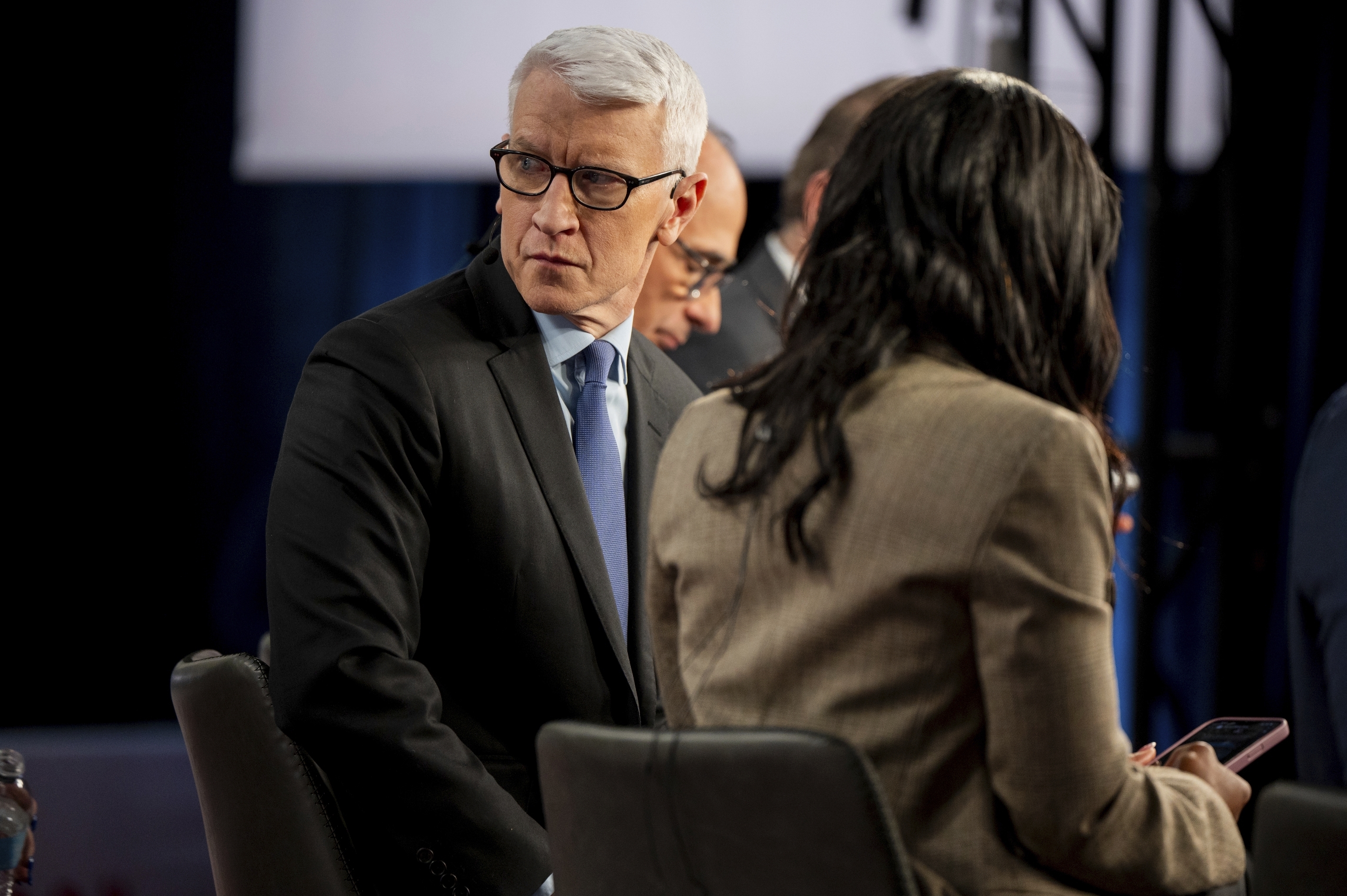 Anderson Cooper heartbreakingly revealed the reason behind his decision ...