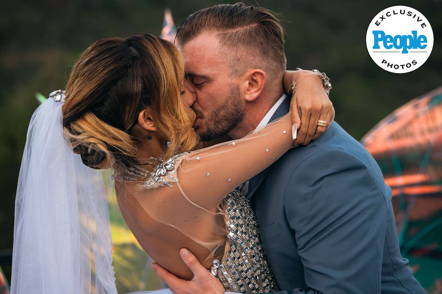 Luke Berry’s missing wedding ring on 90 Day Fiancé: The Other Way ...