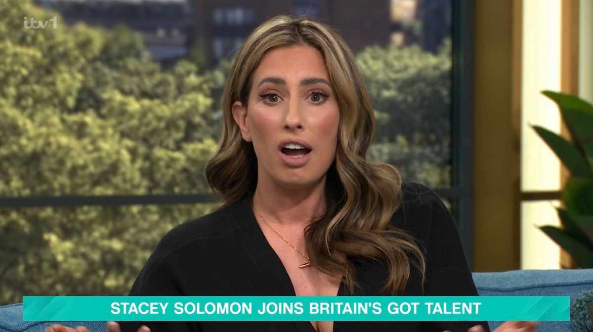 OFFICIAL! Stacey Solomon has announced that she has FILED FOR DIVORCE ...