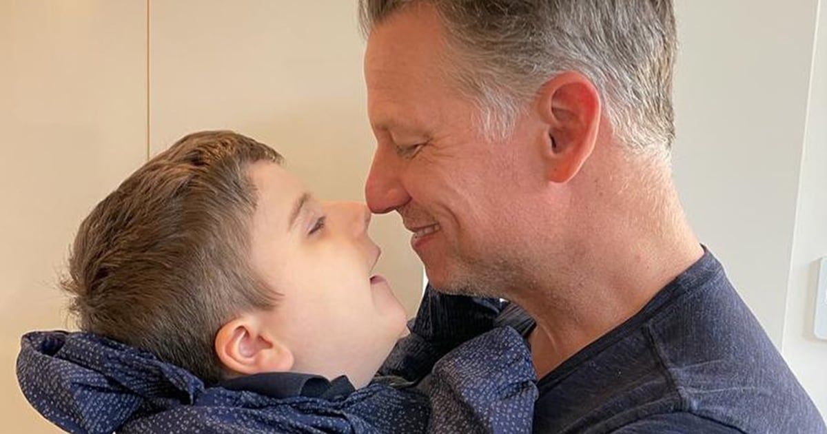 The newest photos of Richard Engel at the hospital, after hearing that ...