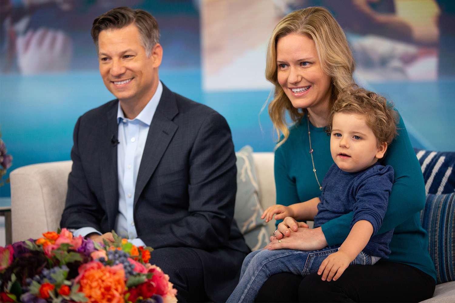 Photos of Richard Engel in a hospital after being flown back to the U.S ...