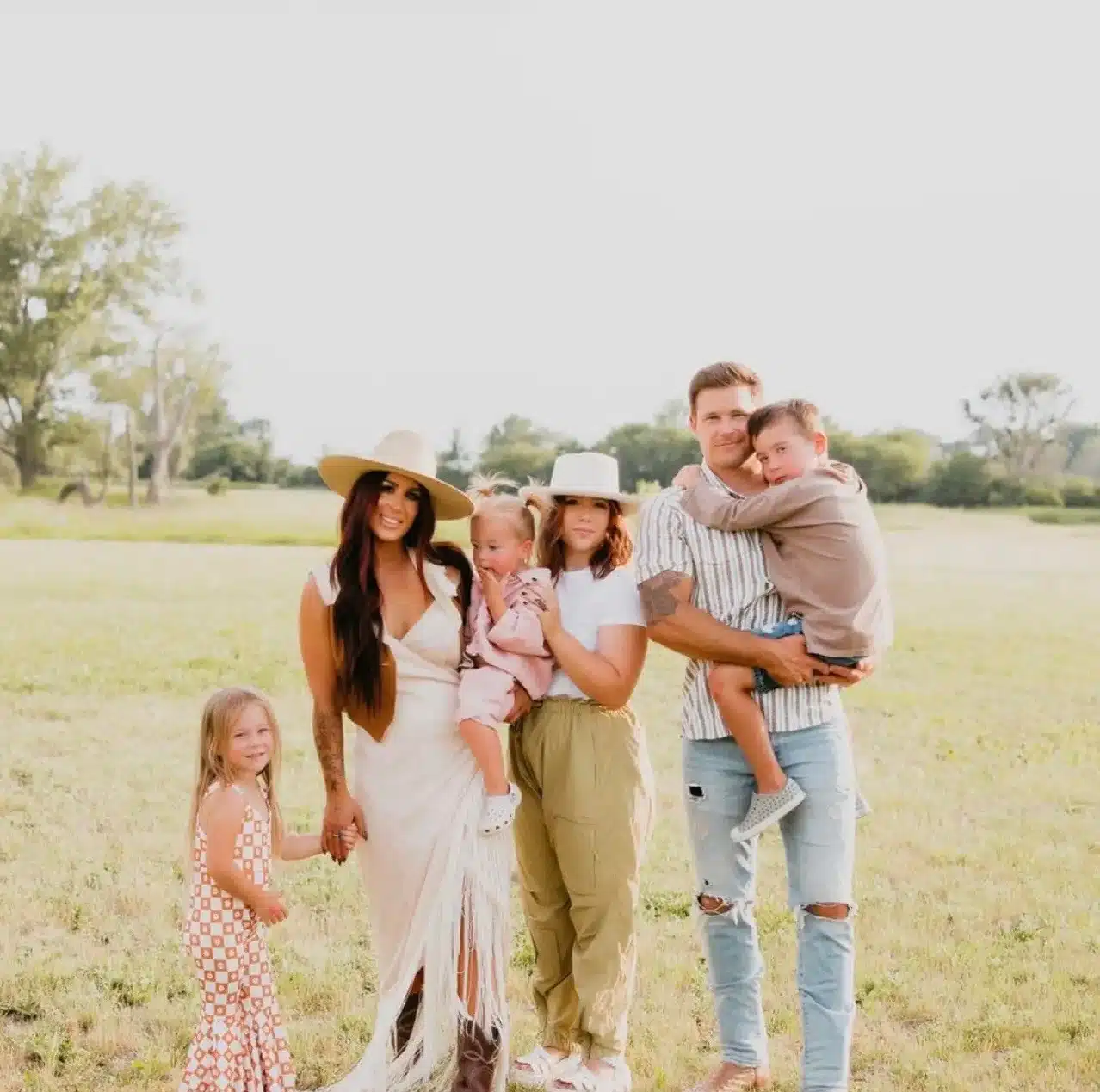 Chelsea DeBoer issued an ultimatum demanding her husband leave HGTV ...
