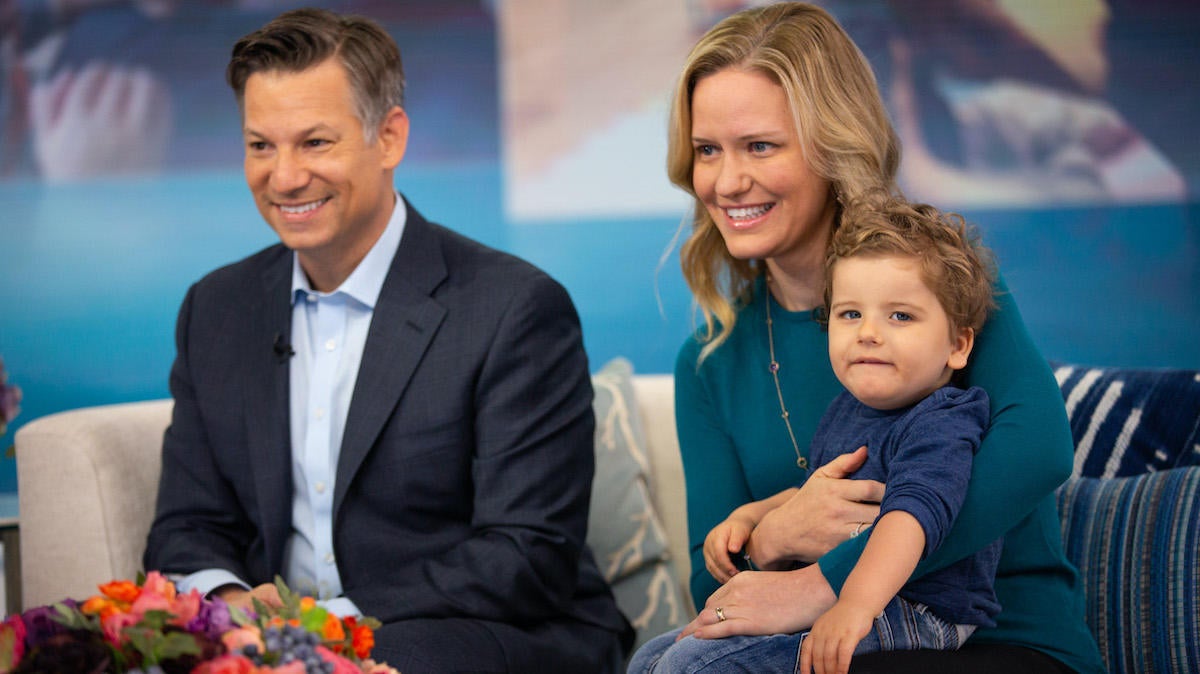 The newest photos of Richard Engel at the hospital, after hearing that ...