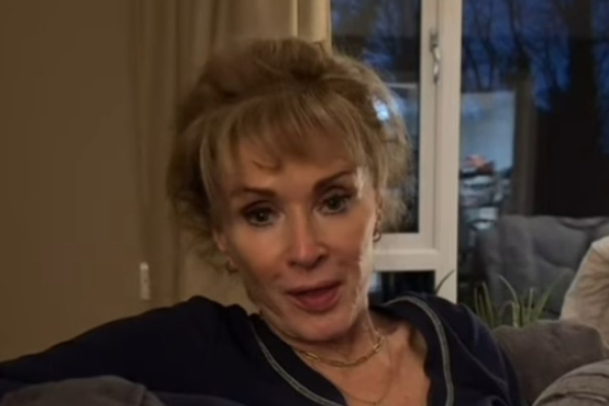 Beverley Callard officially leaves I’m A Celebrity after suffering a ...
