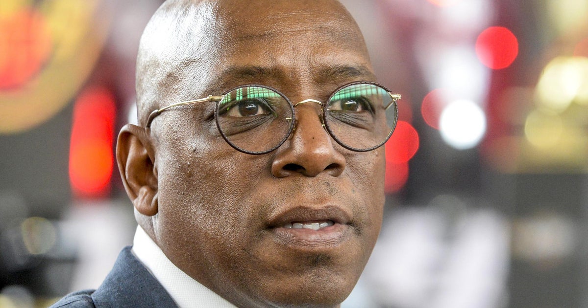 Ian Wright could not contain his anger as he announced that he will ...