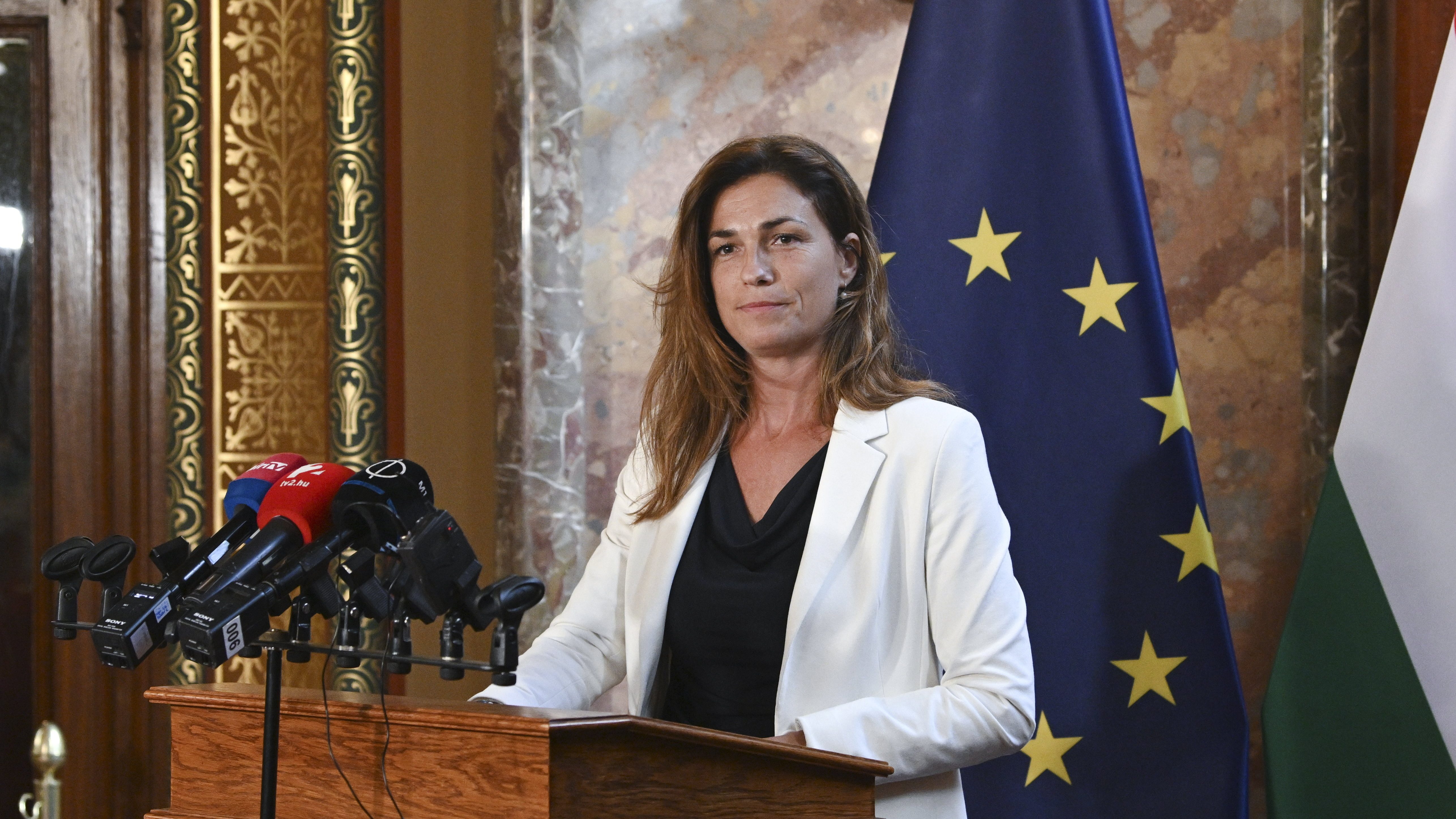 Bujtor István özvegye, Judit asszony, aki három éve nem hagyta el a ...