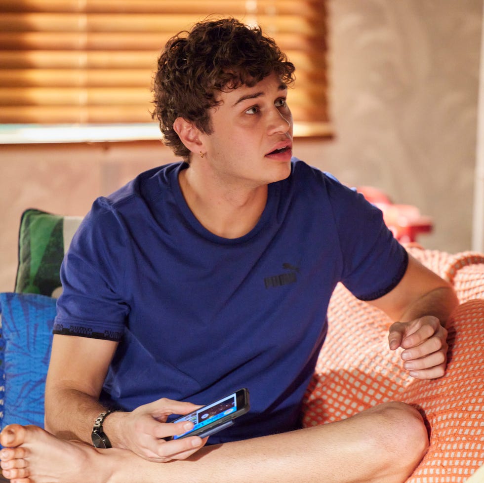 Home and Away’s Matt Evans leaves fans stunned after unexpectedly ...